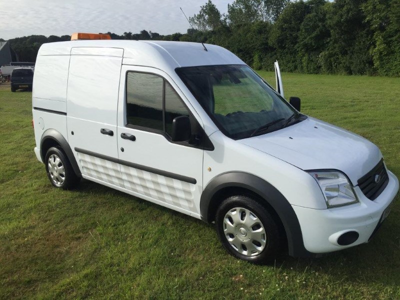 Ford Transit Connect Trend Model (2) | Bartletts Service Station Isle ...